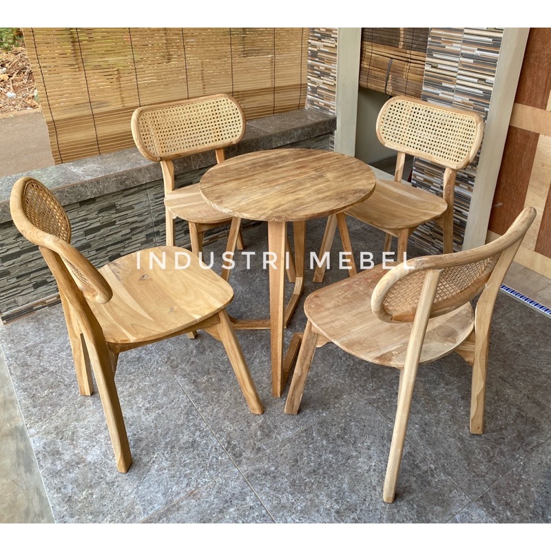 Jual Satu Set Kursi Meja Cafe Bundar Kayu Jati Harga Murah - Kursi Restoran Rotan - Kursi Cafe ...