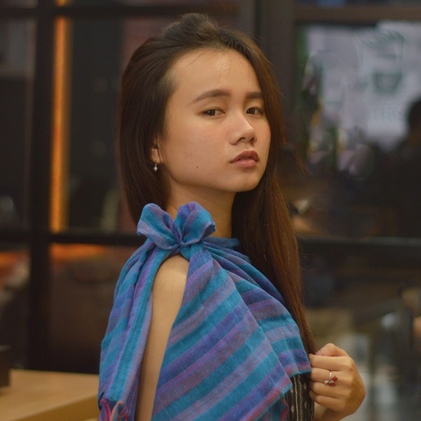 Jual Scarf Lurik Biru (Blue Middle Java Lurik Scarf) | Shopee Indonesia