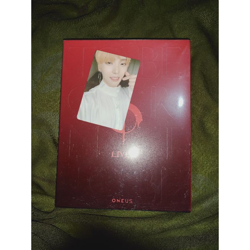 Jual ONEUS Lived mini album | Shopee Indonesia