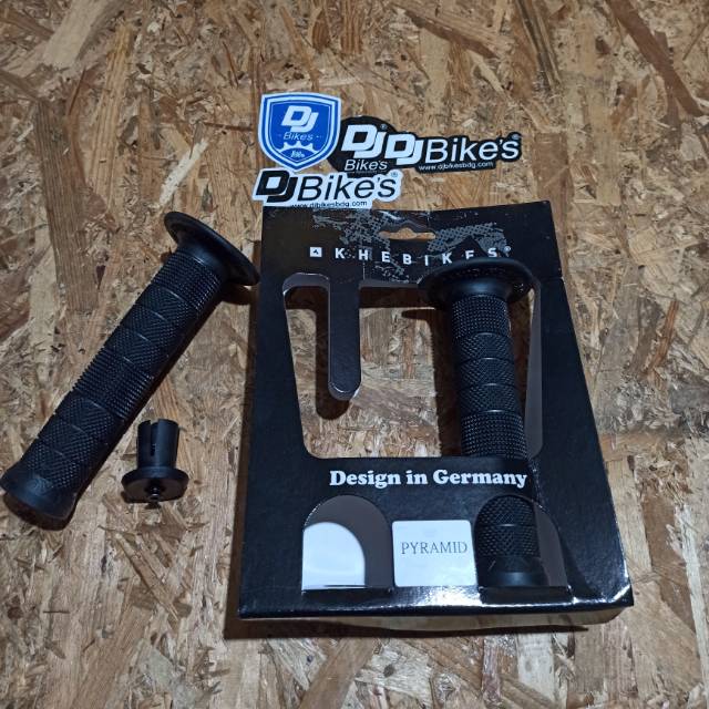 Jual GRIPS BMX KHE BIKES PYRAMID LOCK BAR END | Shopee Indonesia