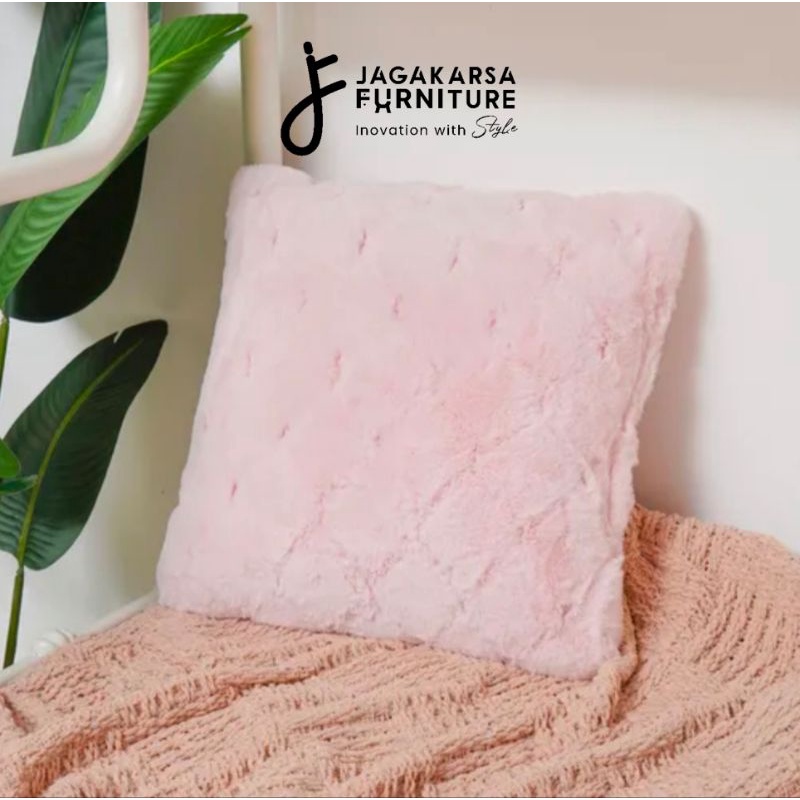 Jual Bantal Sofa Soft Silky Fur | Shopee Indonesia