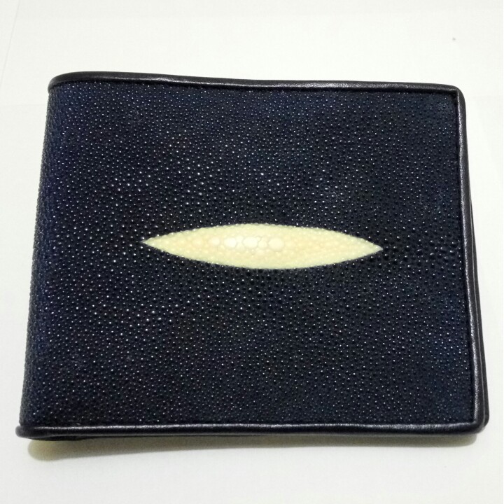 Jual Dompet Kulit Ikan Pari Pria Model Diamond Biru (OWL) | Shopee ...