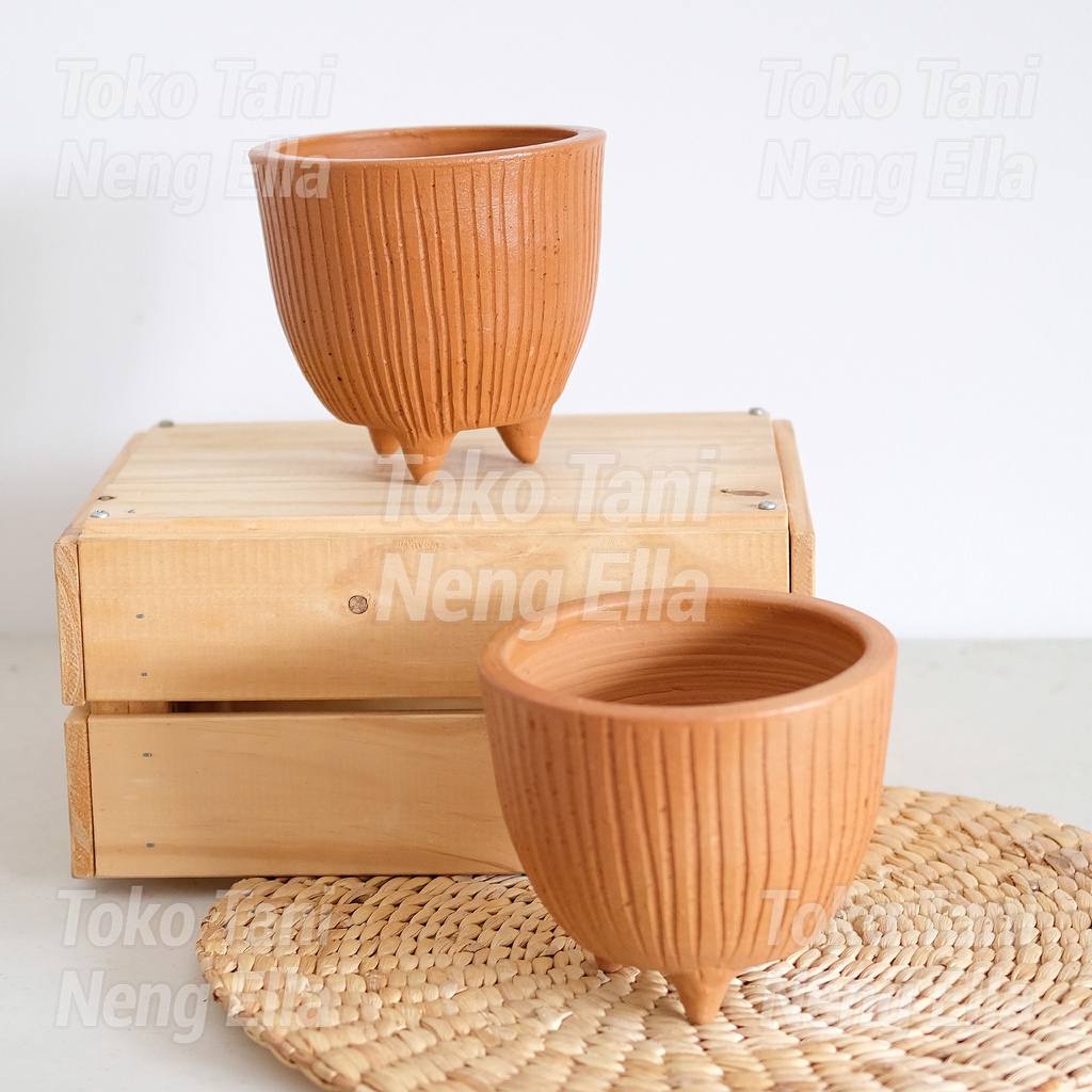 Jual Pot Gerabah Terakota Pot Motif Berkaki Pot Tanah Liat Tembikar Pot ...