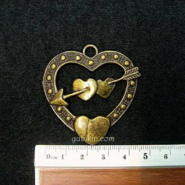 Jual 1 Piece Liontin Double Love Panah Arrow Heart Plastik 45x58mm Emas ...