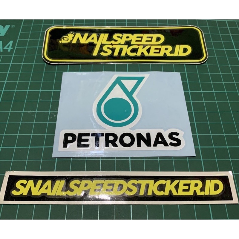 Jual Sticker cutting universal logo Petronas 9x7cm | Shopee Indonesia