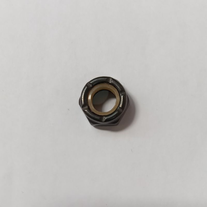 Jual SKATEBOARD AXLE NUTS TRUCK - BLACK ( 1 PCS ) | Shopee Indonesia