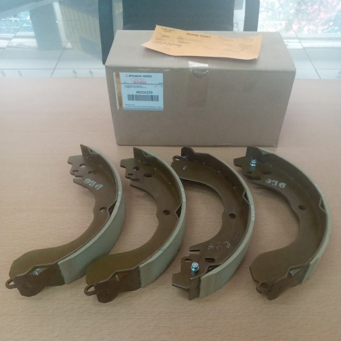 Jual KAMPAS REM BELAKANG BRAKE SHOE REAR XPANDER CROSS-XPANDER ORIGINAL MITSUBISHI ASLI 4600A259 ...