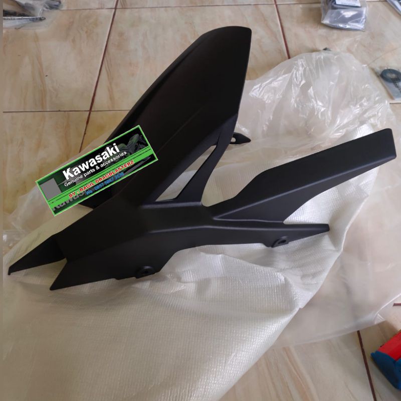 Jual tutup rantai atau Spakbor kolong belakang ninja 250 mono z250 sl ...