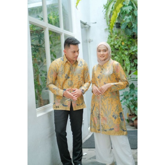 Jual Batik couple modern motif kemuning dan cendrawasih M L XL | Shopee ...