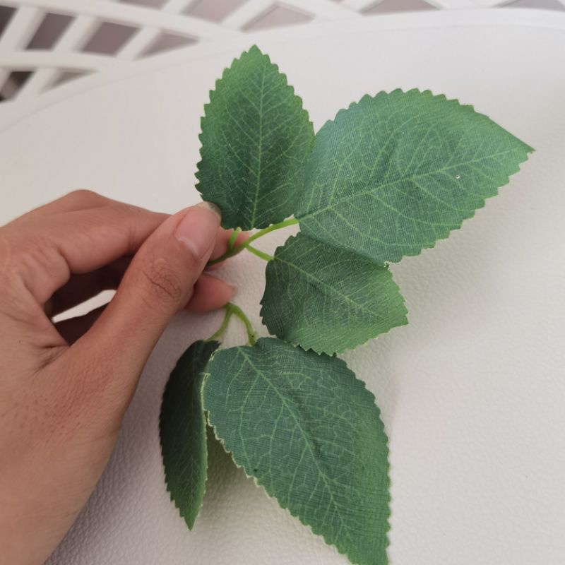 Jual daun rose artificial premium untuk bunga satuan | Shopee Indonesia