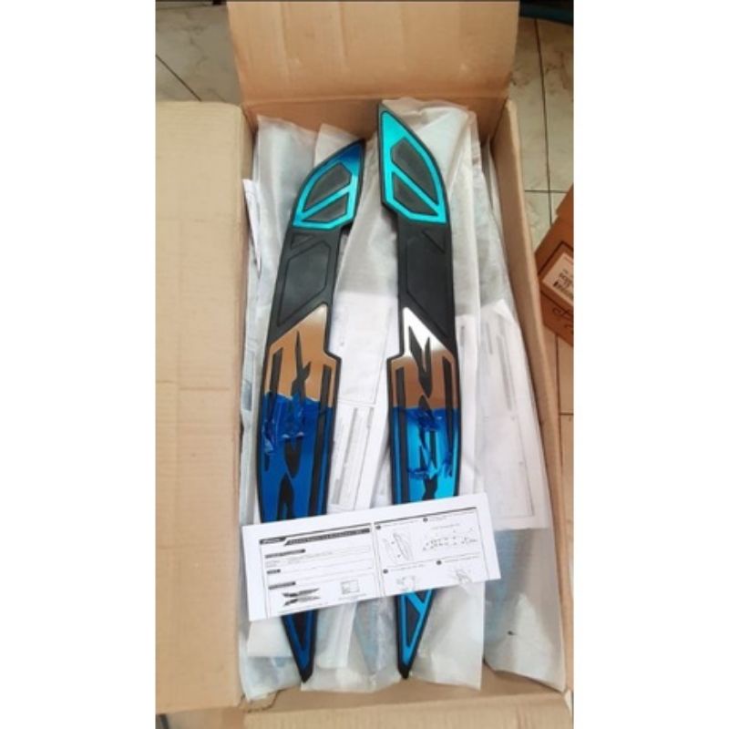 Jual Panel Step Floor Karpet PCX 160 2021 original AHM | Shopee Indonesia