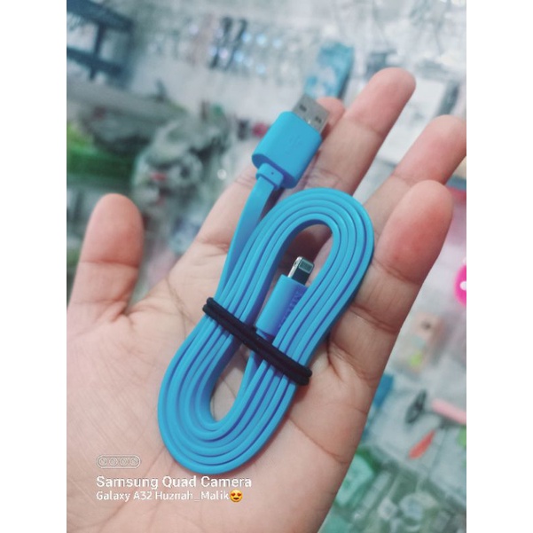 Jual kabel charge plus kabel data khusus untuk HP iPhone merk milk tea ...