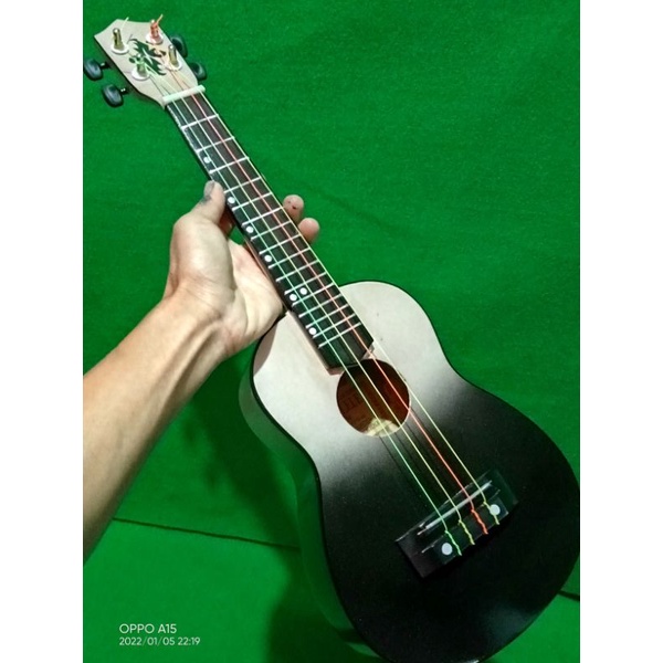 Jual UKULELE SENAR 4 UKULELE KENTRUNG | Shopee Indonesia