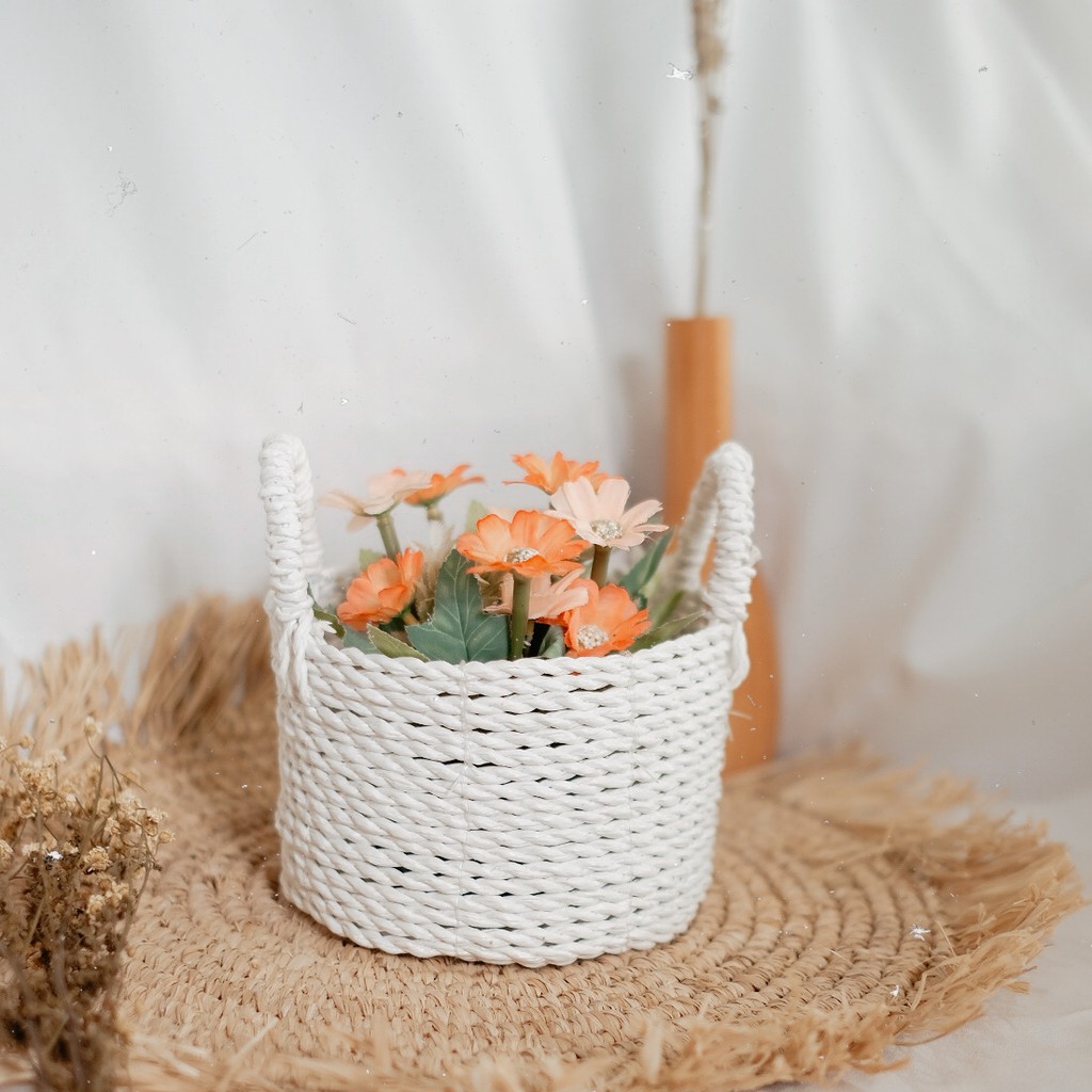 Jual MINI LILI CANDY BASKET WHITE | Shopee Indonesia
