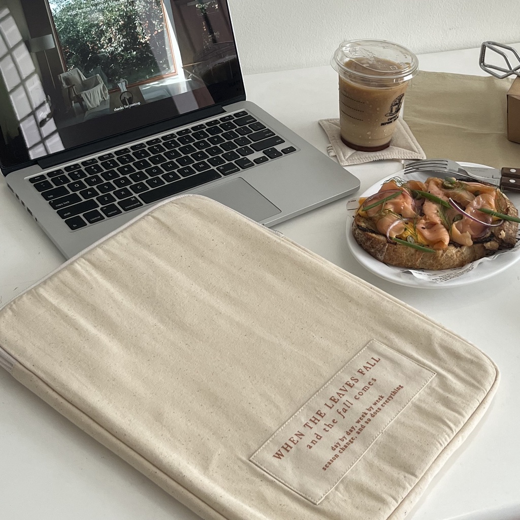 Jual Fall Collection Laptop Sleeve by September Spring / Tas Sarung ...