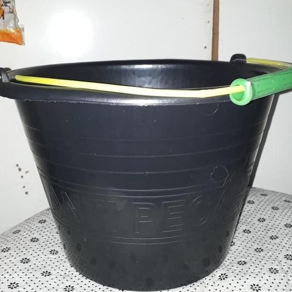 Jual Ember Plastik Anti Pecah Cor 18 /Ember Cor Hitam/Ember Anti Pecah ...