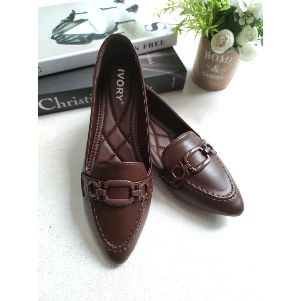 Jual IVORY Sepatu Flat Wanita Teplek Fashion 999-C1 | Shopee Indonesia