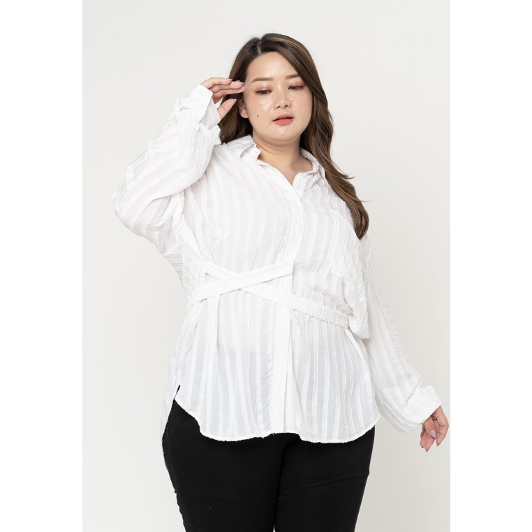 Jual Xtramiles Plus Size Shirt Trixie White | Shopee Indonesia