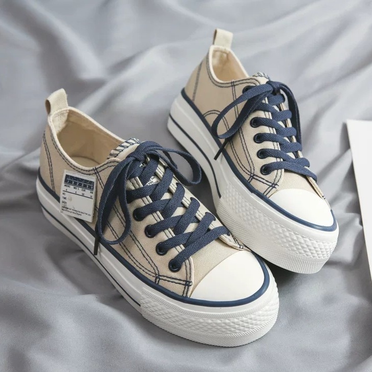 Jual Sepatu Canvas Sneakers Wanita 023570 Simple Canvas Shoes | Shopee ...