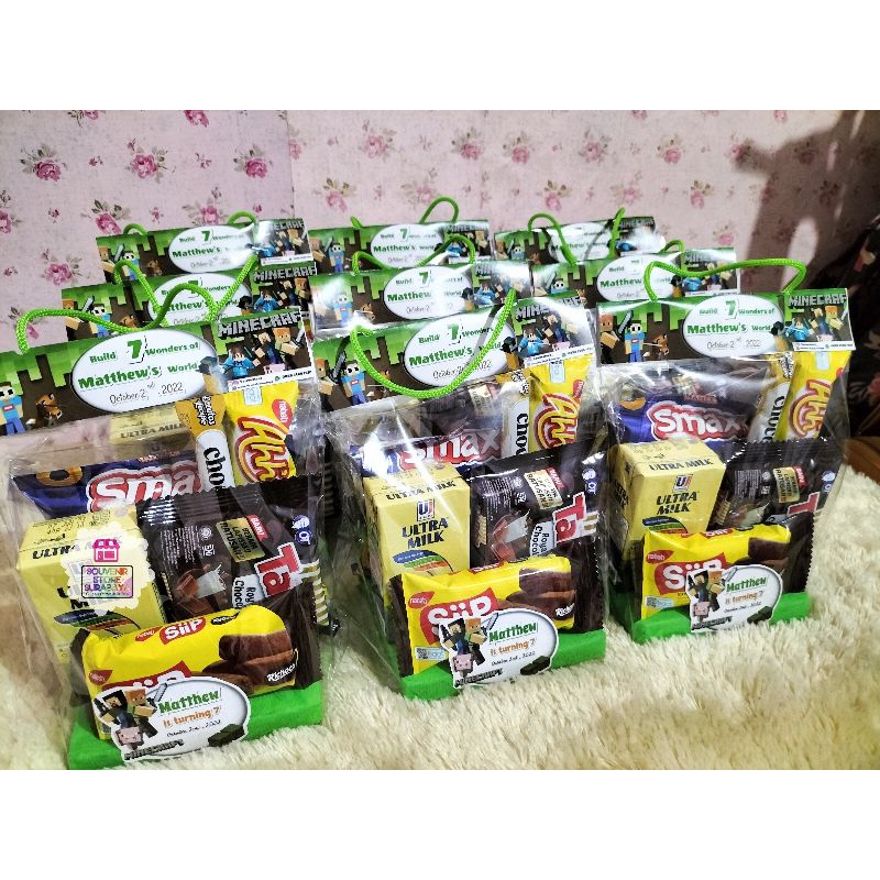 Jual Mini snack ultah || Paket hampers snack mini || Snack ultah ...