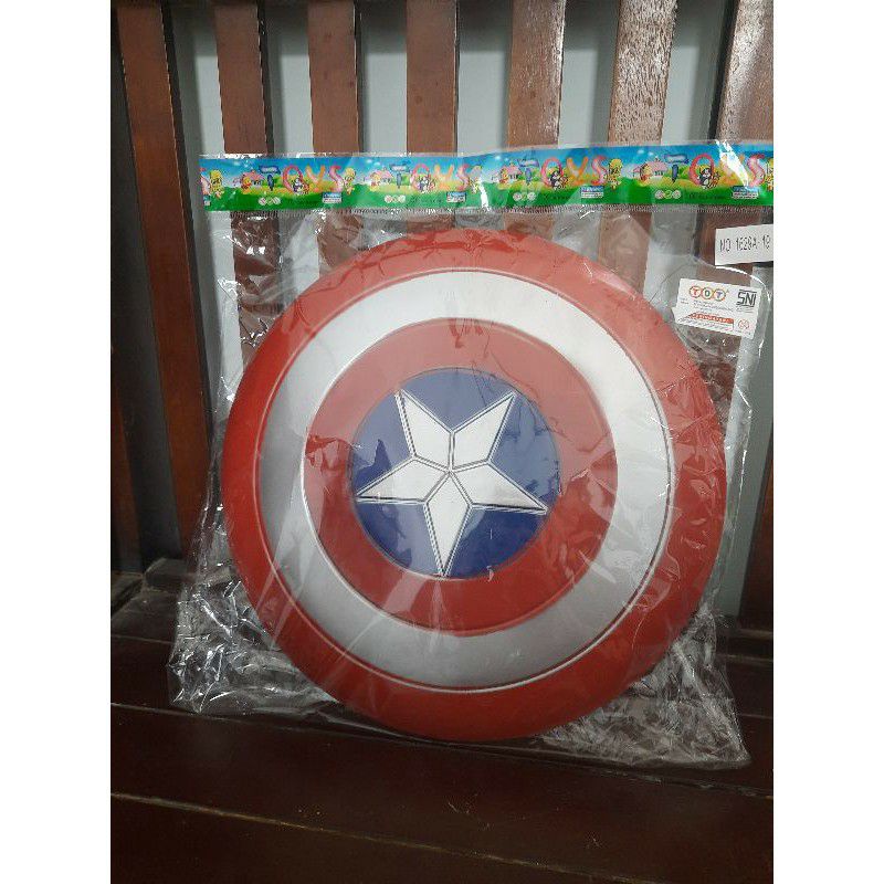 Jual Mainan tameng captain america size 33cm prisai kapten amerika ...