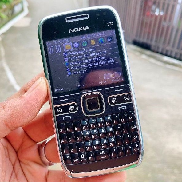 Jual NOKIA E72 BLACK HP ORIGINAL SECOND KLASIK KAMERA MUSIK HANDPHONE ...