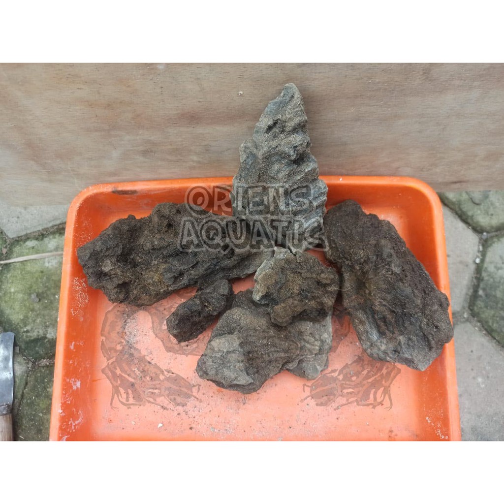 Jual Batu Aquascape - Batu Suiseki Besi / Iron Stone / Unzan Stone ...