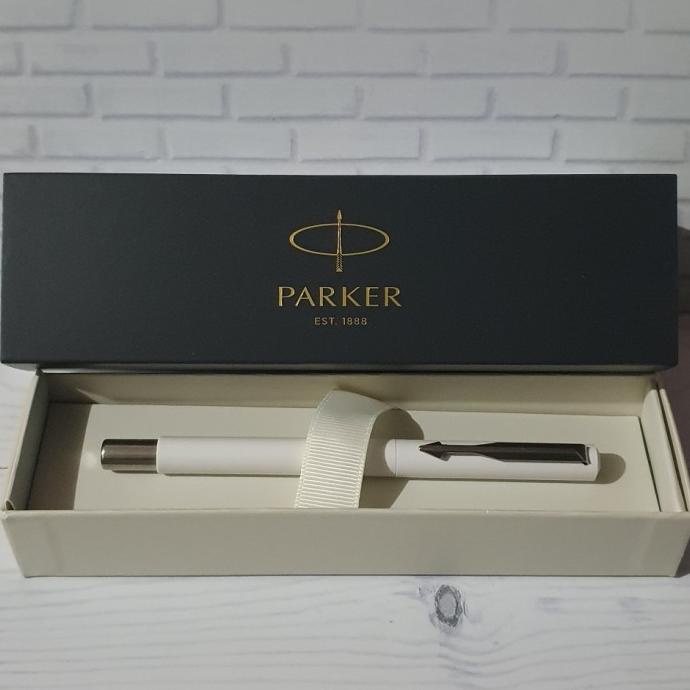 Jual Pulpen Parker Vektor Standar White Fountain Pen (Body Pen Plastik ...