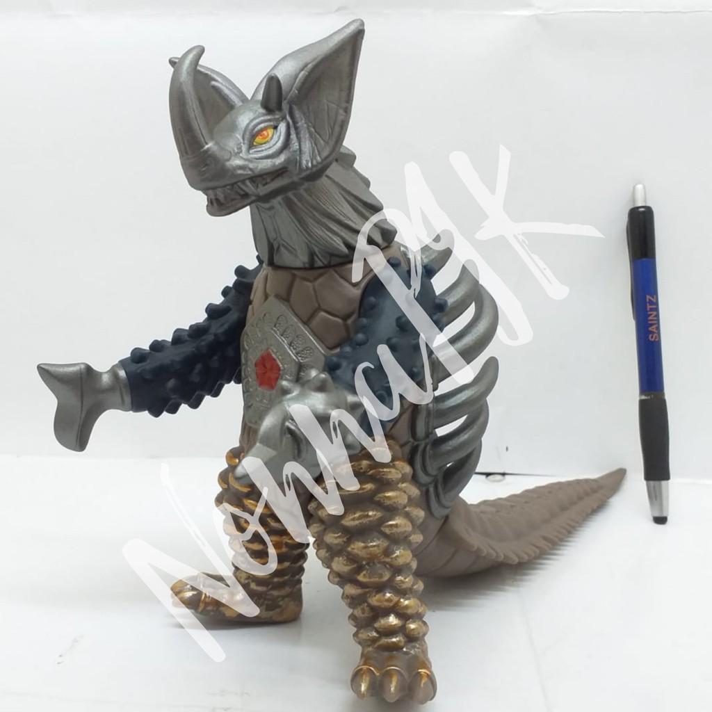 Jual Ultraman Godzilla Kaiju Tyrant Monster Series Figure - Mainan ...