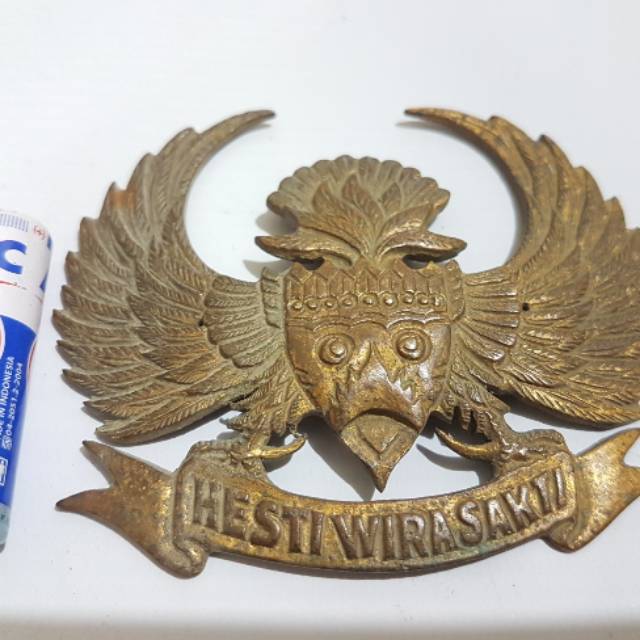 Jual Logo Full Kuningan detail halus TNI AD Hesti Wira Sakti | Shopee ...