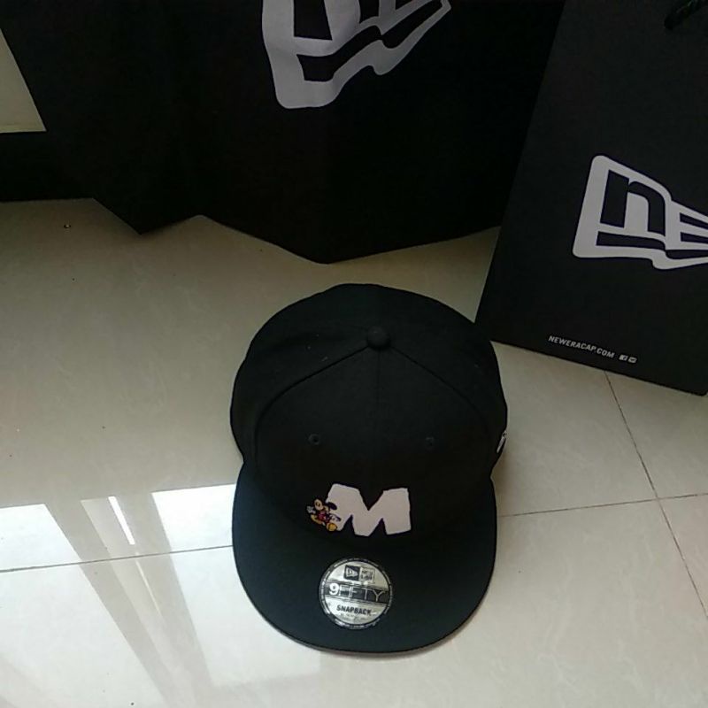 Jual topi NEW ERA 9FIFTY DISNEY MICKEY ukuran M/L hitam | Shopee Indonesia