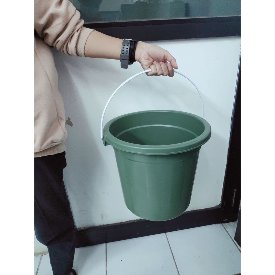 Jual EMBER PLASTIK UKURAN 4G EMBER GAGANG EMBER AIR 4 GALON EMBER ...