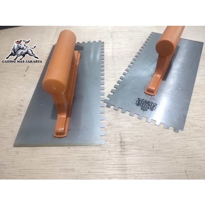 Jual GDM LASKAM BESI GERIGI PLASTER TROWEL / ROSKAM / RASKAM LASKAM ...