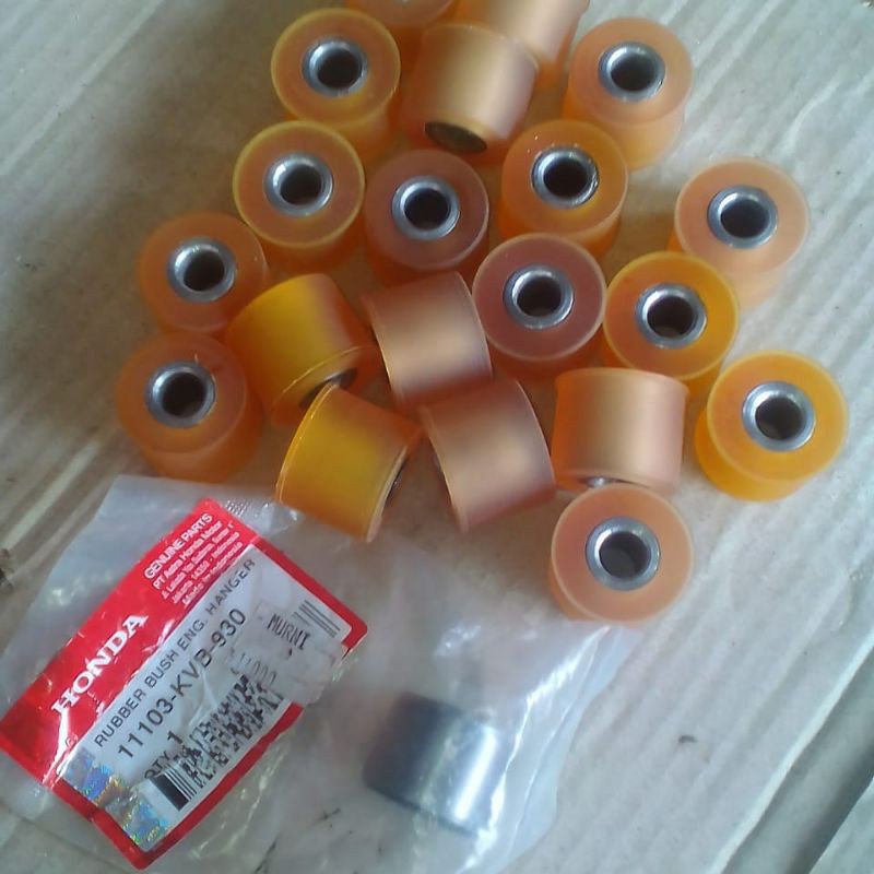 Jual Bush Engine Hanger Honda Vario Beat Scoopy Genio Spacy PCX Bushing ...