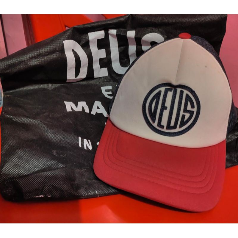 Jual topi deus ex machina ori second ( preloved ) | Shopee Indonesia