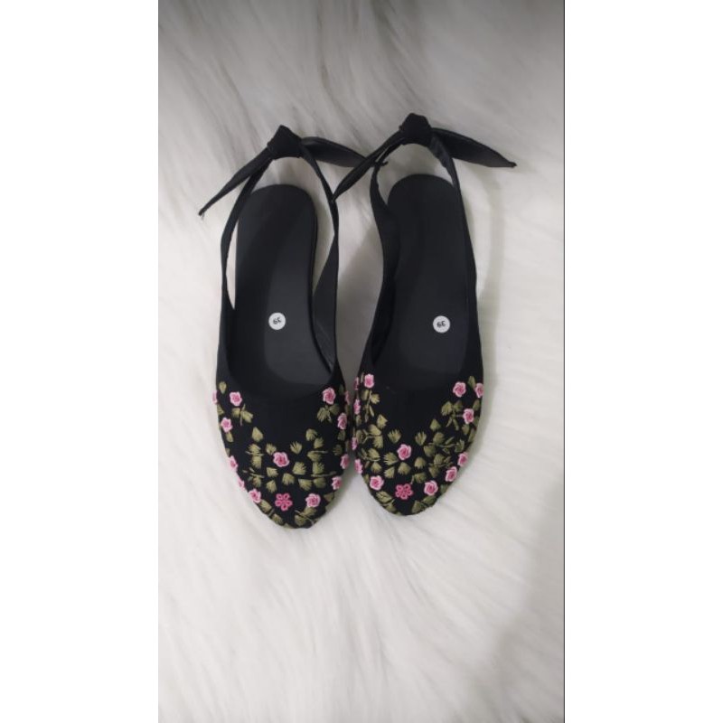 Jual sepatu sulam pita belakang | Shopee Indonesia