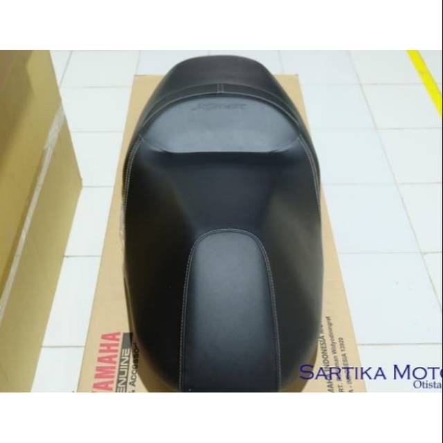 Jual Jok Yamaha Xmax 250 original Yamaha GENUINE PARTS | Shopee Indonesia