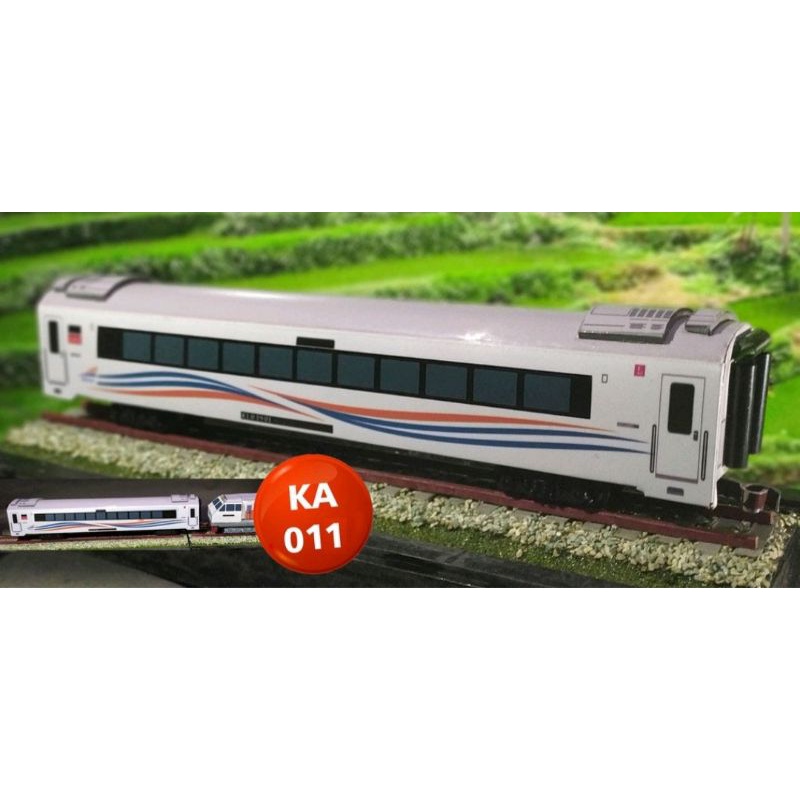 Jual Miniatur kereta api Mainan kereta api Gerbong Hand Made. | Shopee ...