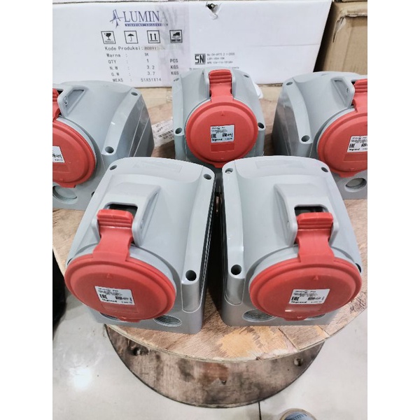 Jual LEGRAND SURFACE MOUNTING SOCKETS 4PIN 16A DAN 32A | Shopee Indonesia