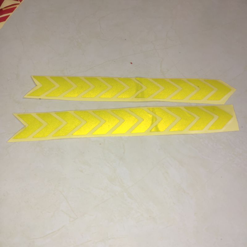 Jual Stiker Police Line / Stiker Garis Polisi / Stiker Tanda Panah ...