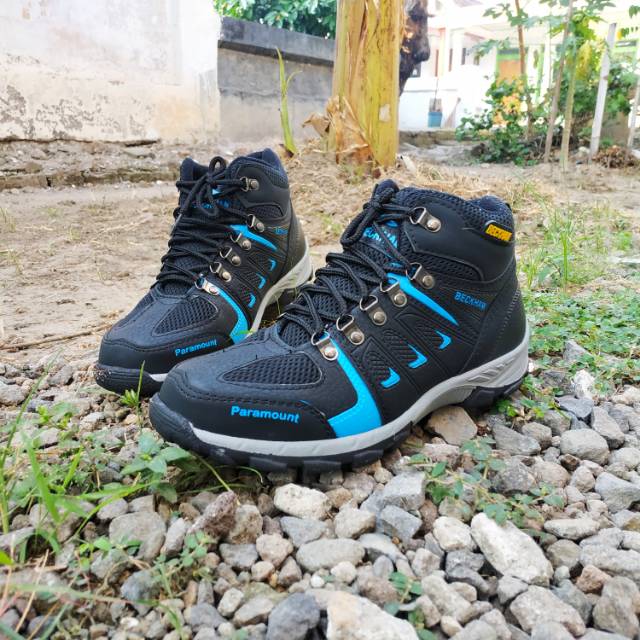 Jual sepatu Hiking / Sepatu Gunung Boot Sol ORi Beckam paramount ...