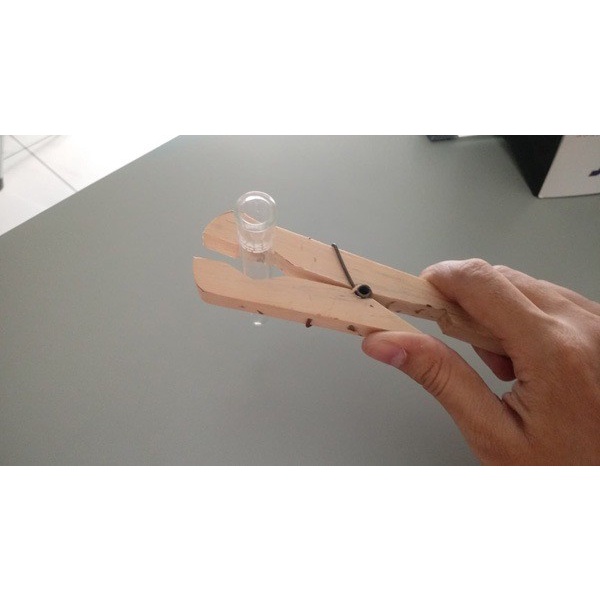 Jual Penjepit Tabung Reaksi Kayu Pencapit Tabung Reaksi | Shopee Indonesia