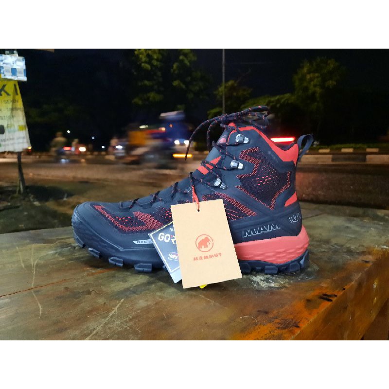 Jual SEPATU GUNUNG TREKKING HIKING MAMMUT DUCAN HIGH GTX HIKING BOOT ...