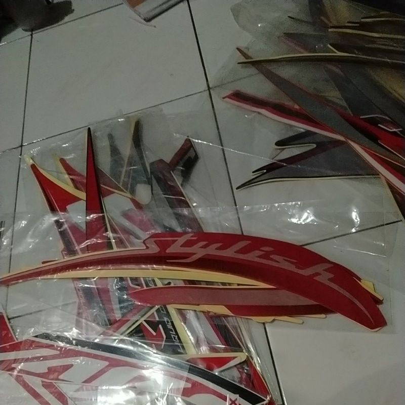 Jual stiker scopy merah dof 2019/2020 | Shopee Indonesia