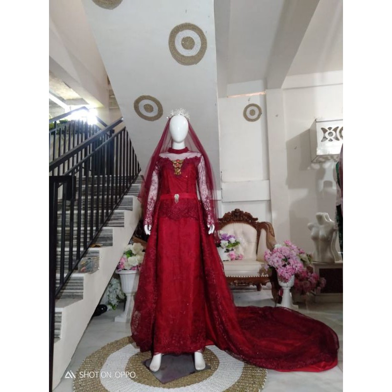 Jual Gaun slim pengantin berekor (ekor bongkar pasang) | Shopee Indonesia