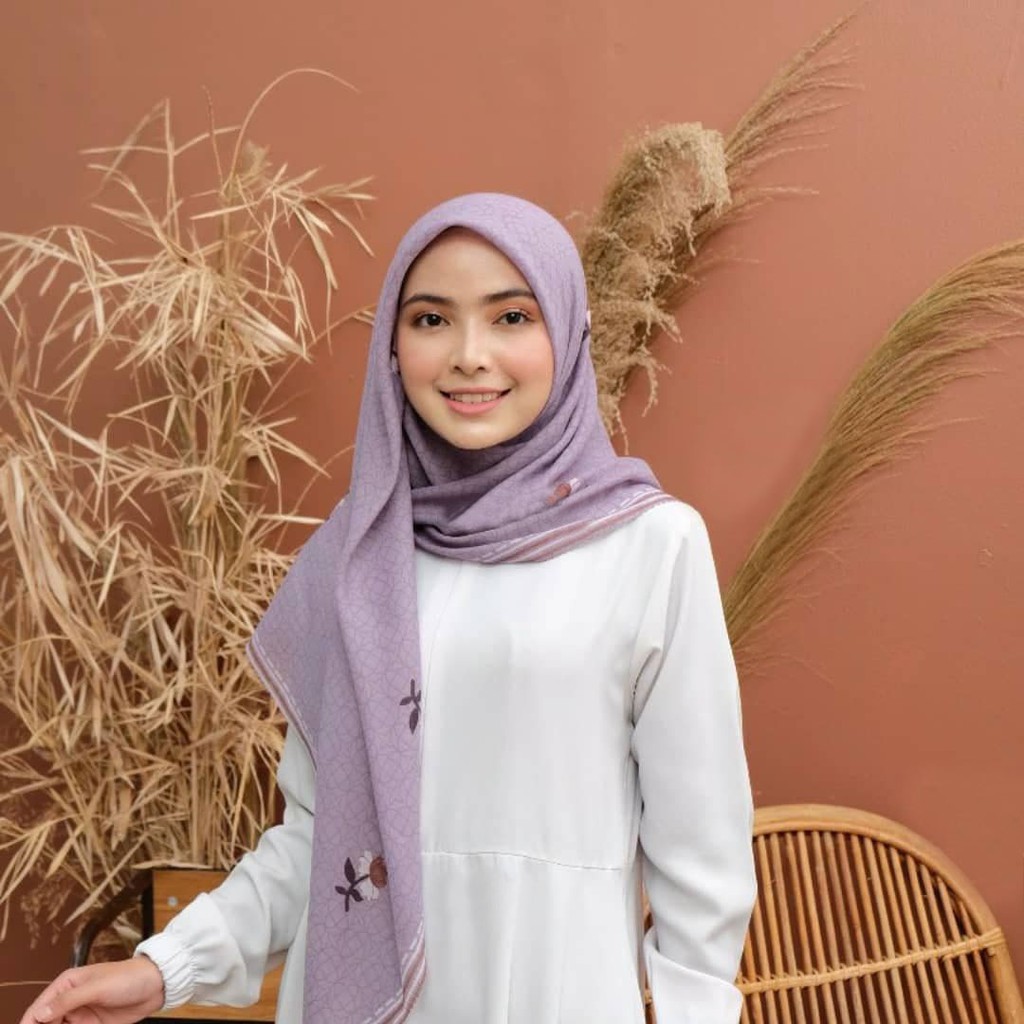 Jual hijab segi empat cotton corak ayla syari / cotton / kerudung ...