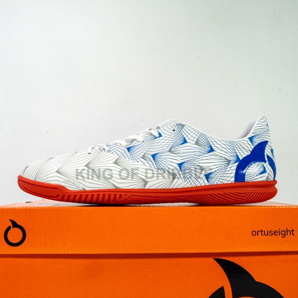 Jual Sepatu Futsal Ortuseight Neutron IN White 11020387 Original BNIB | Shopee Indonesia