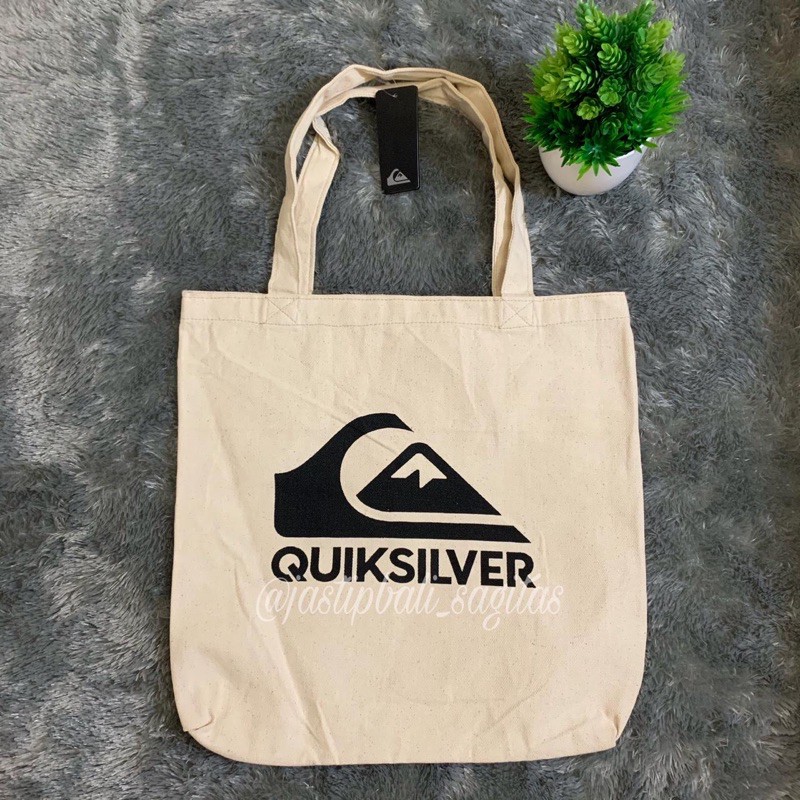Jual Tas Quiksilver|Totte Bag|Tas Selempang | Shopee Indonesia
