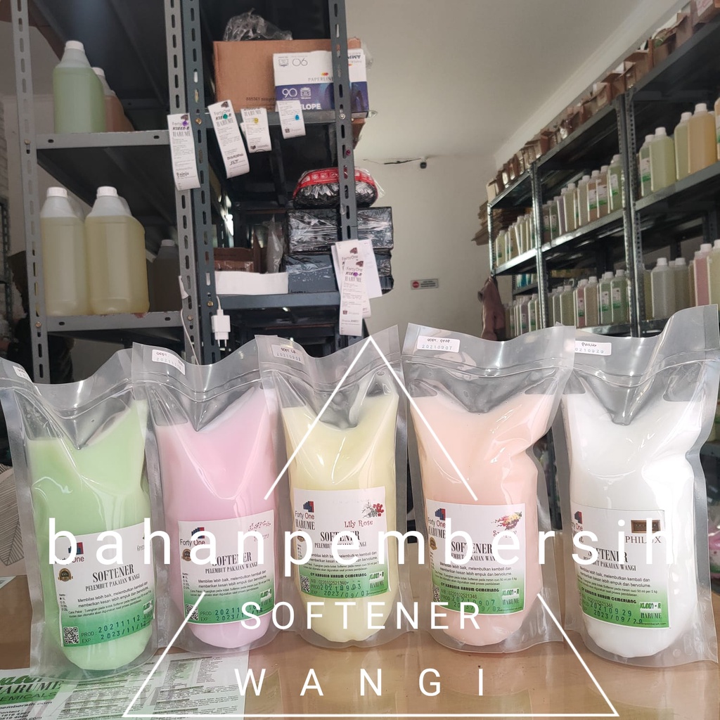 Jual Softener Laundry Wangi Aneka Aroma 1 Literan / Pelembut Pakaian ...