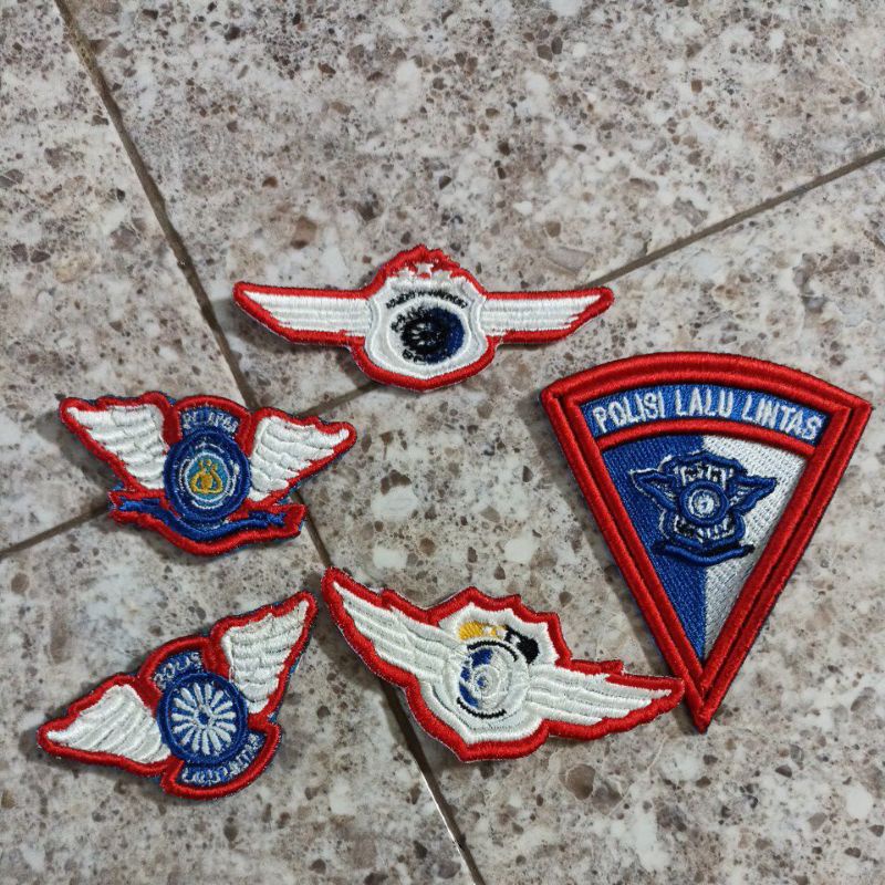 Jual SET BADGE LANTAS POLRI TIMBUL (bisa satuan) | Shopee Indonesia
